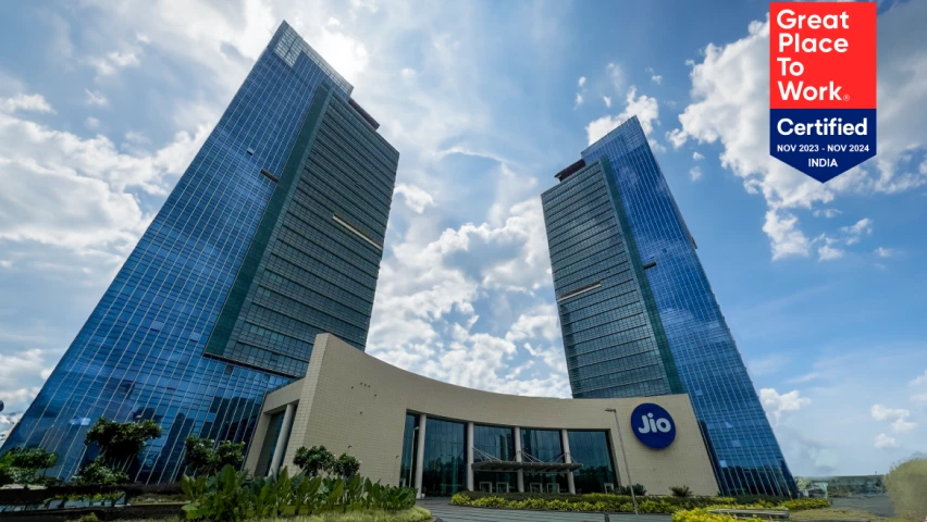 Jio - Best Prepaid, Postpaid Plans, WiFi Connection & Mobile Apps